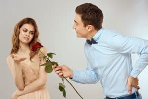 12 Subtle Signs Of Manipulation In A Relationship | Moments With Jenny
