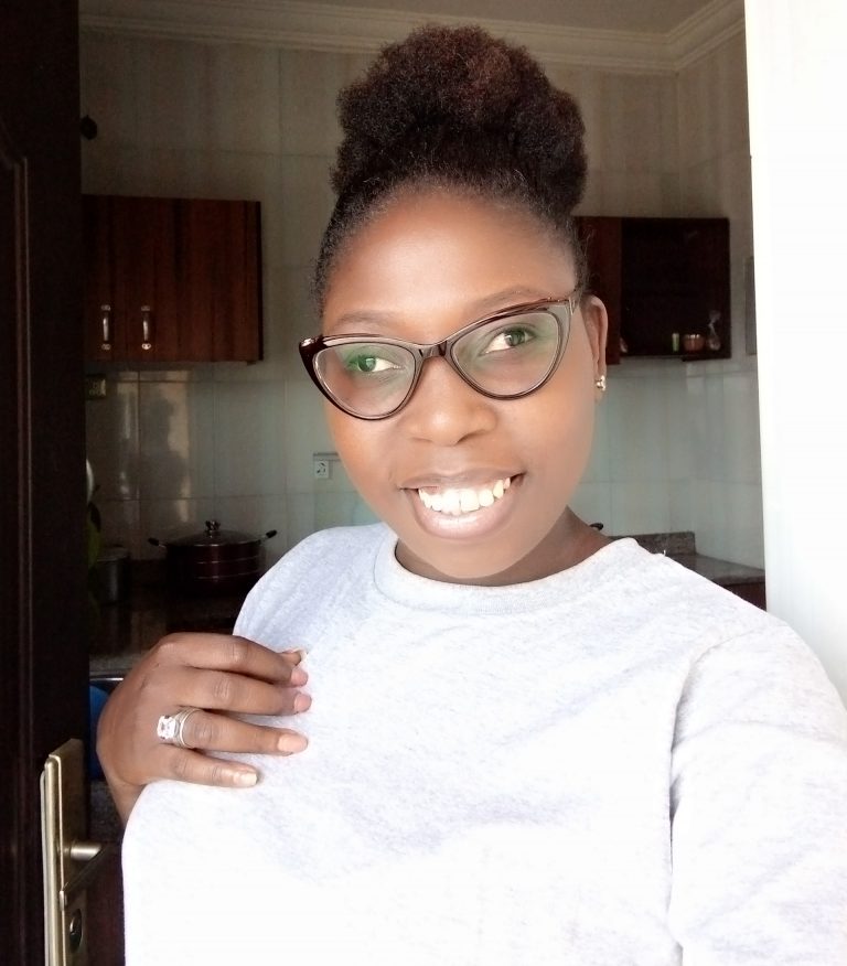 14 Powerful Signs Of A Strong Woman | Moments With Jenny